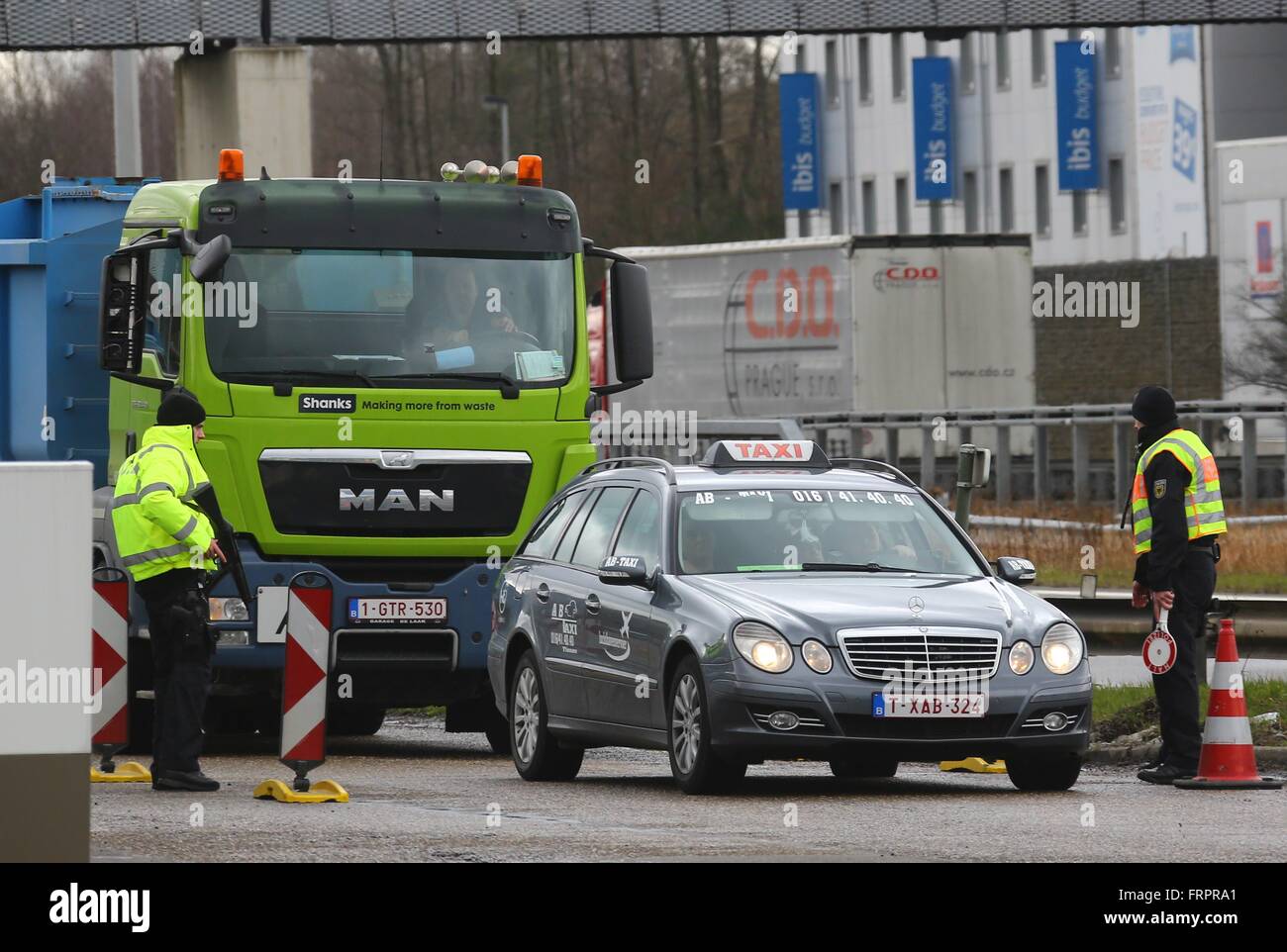 Belgium - Germany border. 23rd March, 2016. German police officers ...