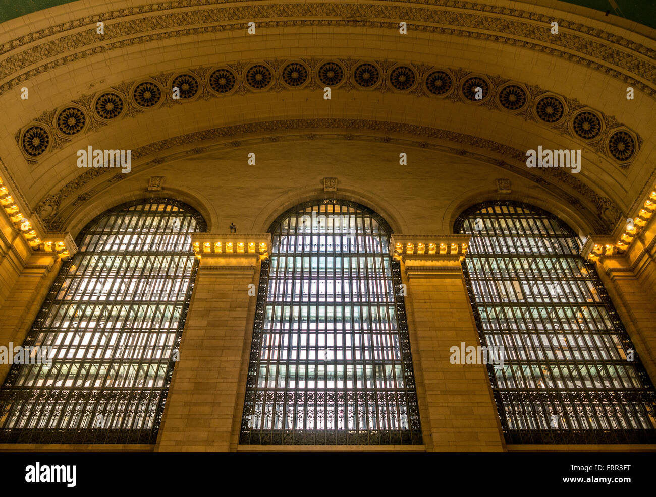 Terminal hall hi-res stock photography and images - Alamy