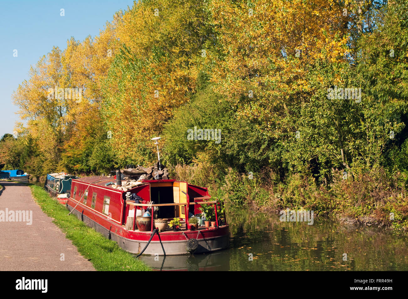 Bulbourne, Hertfordshire, Grand Union Canal, Narrow Boat and Autumn ...