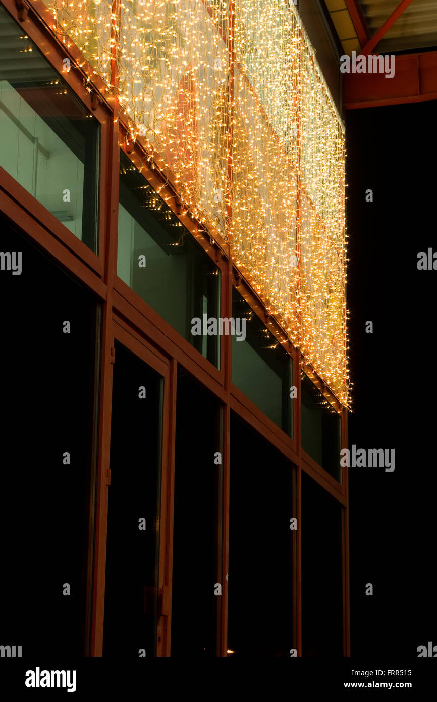 lots of christmas lights on a building Stock Photo - Alamy