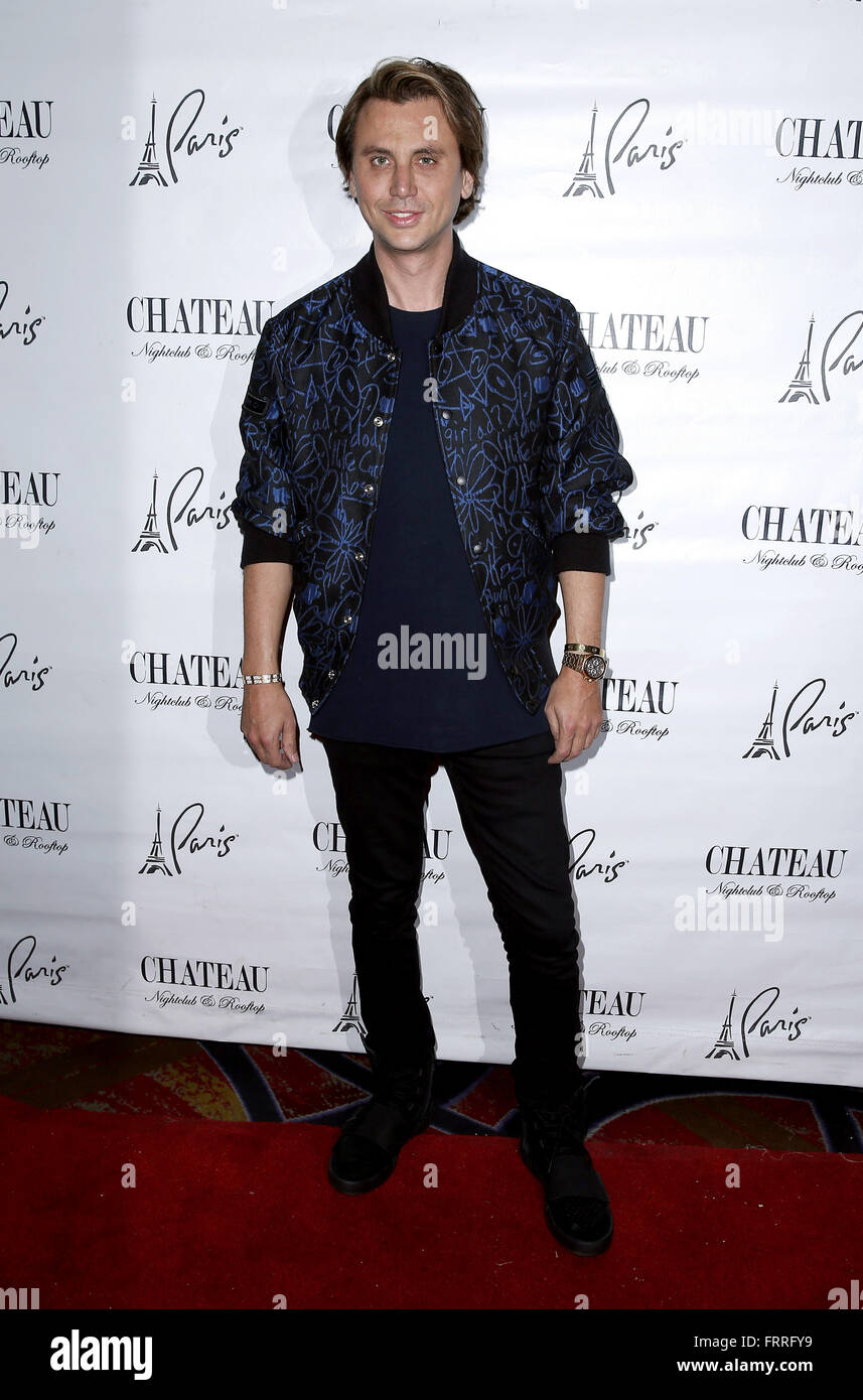 Chateau Nightclub and Rooftop at Paris Las Vegas host Jonathan Cheban's ...