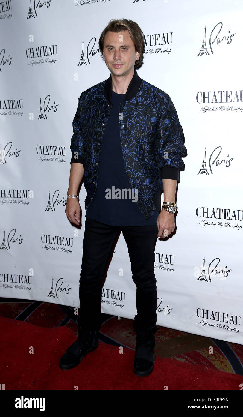 Chateau Nightclub and Rooftop at Paris Las Vegas host Jonathan Cheban's ...