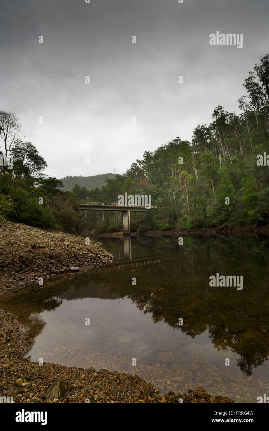 Cethana bridge hi-res stock photography and images - Alamy