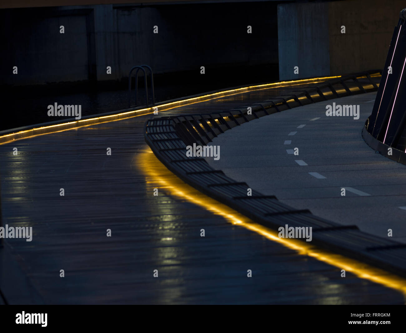 Jim stynes bridge hi-res stock photography and images - Alamy