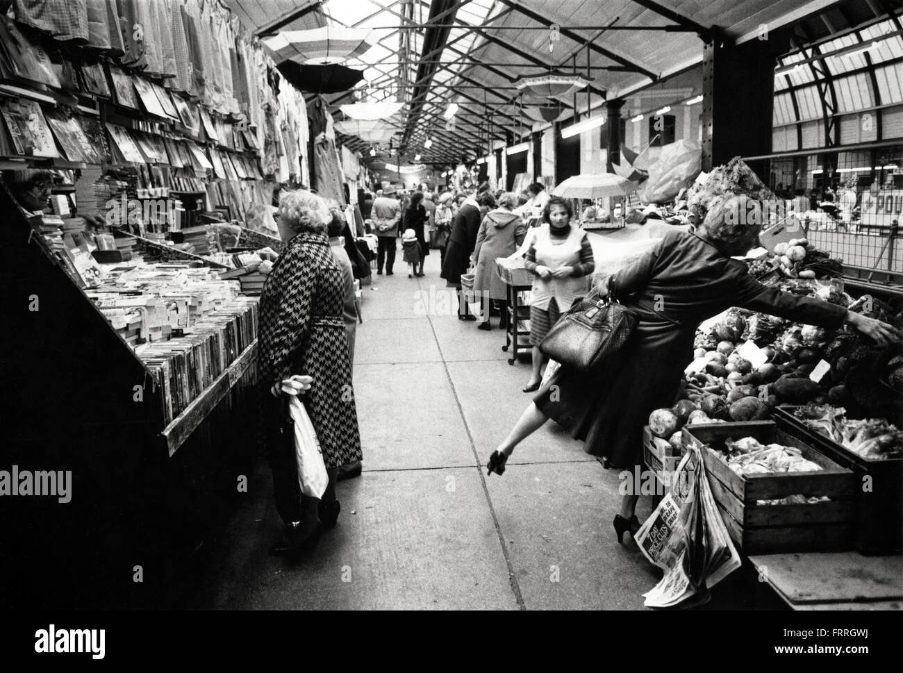 Women traders uk 1980s hi-res stock photography and images - Alamy