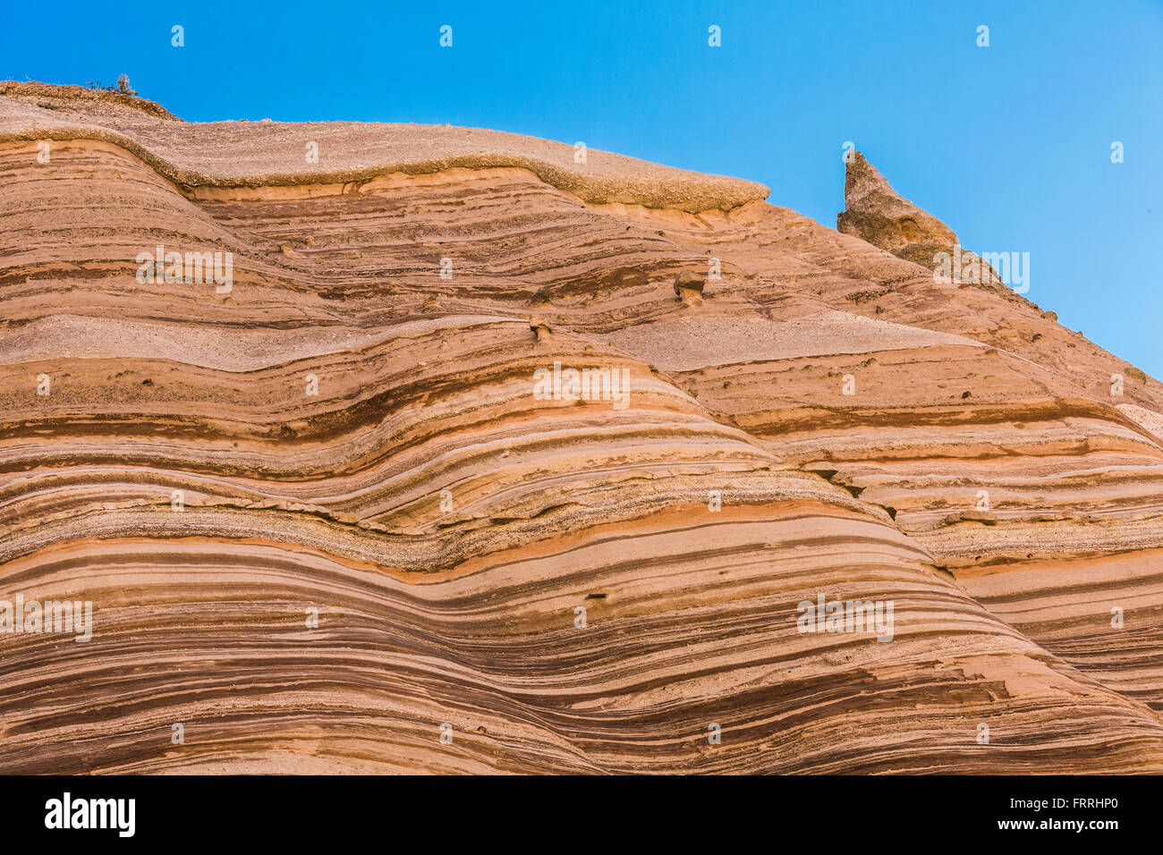Igneous layers hi-res stock photography and images - Alamy