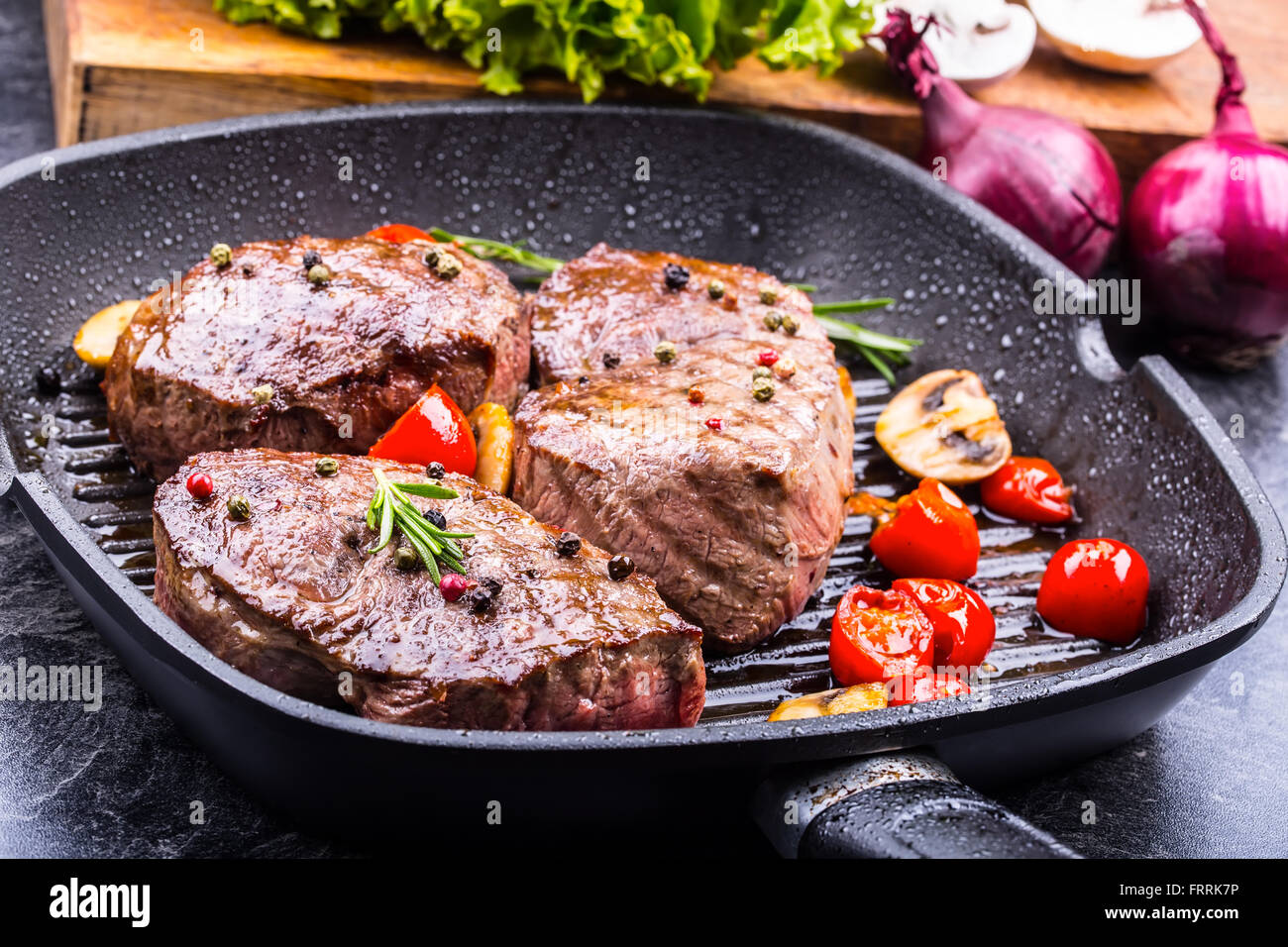 Thick steaks on grill hi-res stock photography and images - Alamy