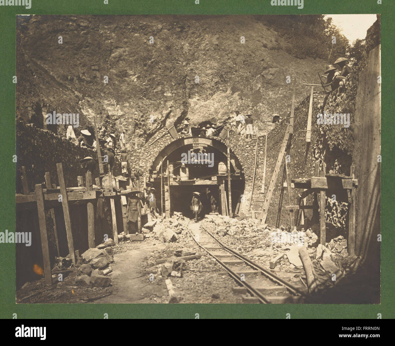 20th century railway construction work hi-res stock photography and ...