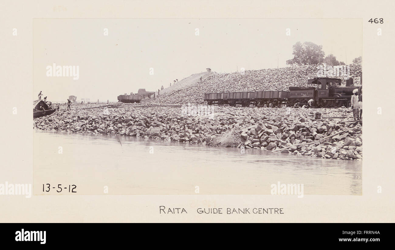 The photograph shows the center of the Raita guide bank in the ...