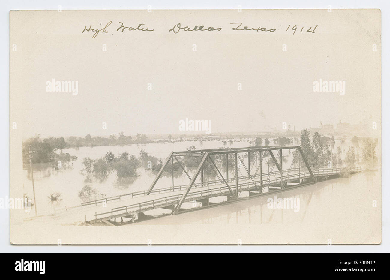 A photograph showing the high water levels in Dallas, Texas, during the ...