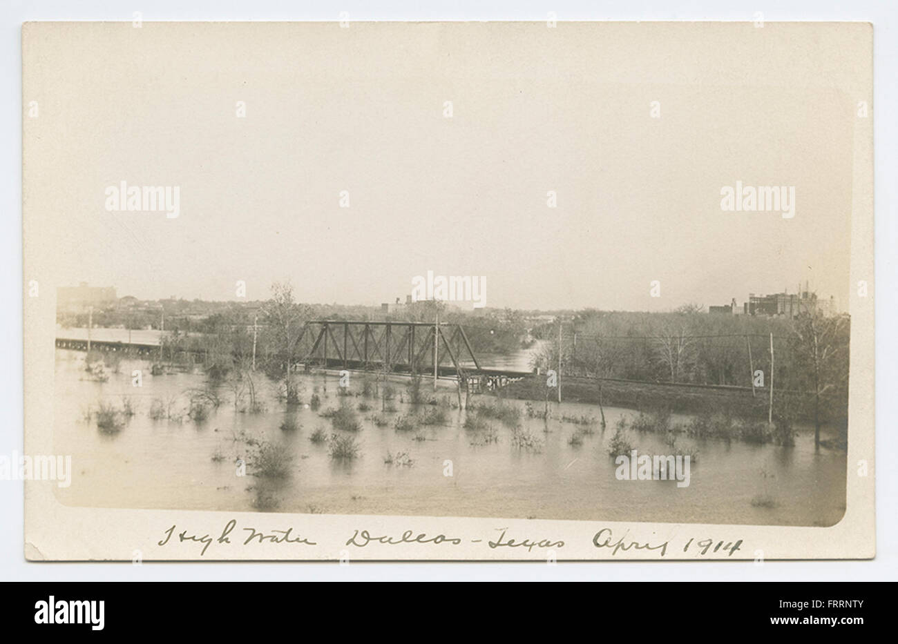 A photograph showing the high water levels in Dallas, Texas, during the ...