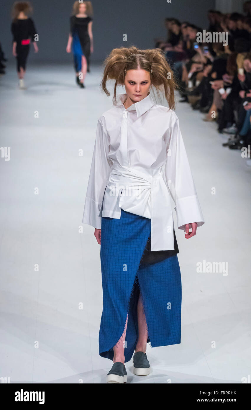 Ukraine model hi-res stock photography and images - Alamy