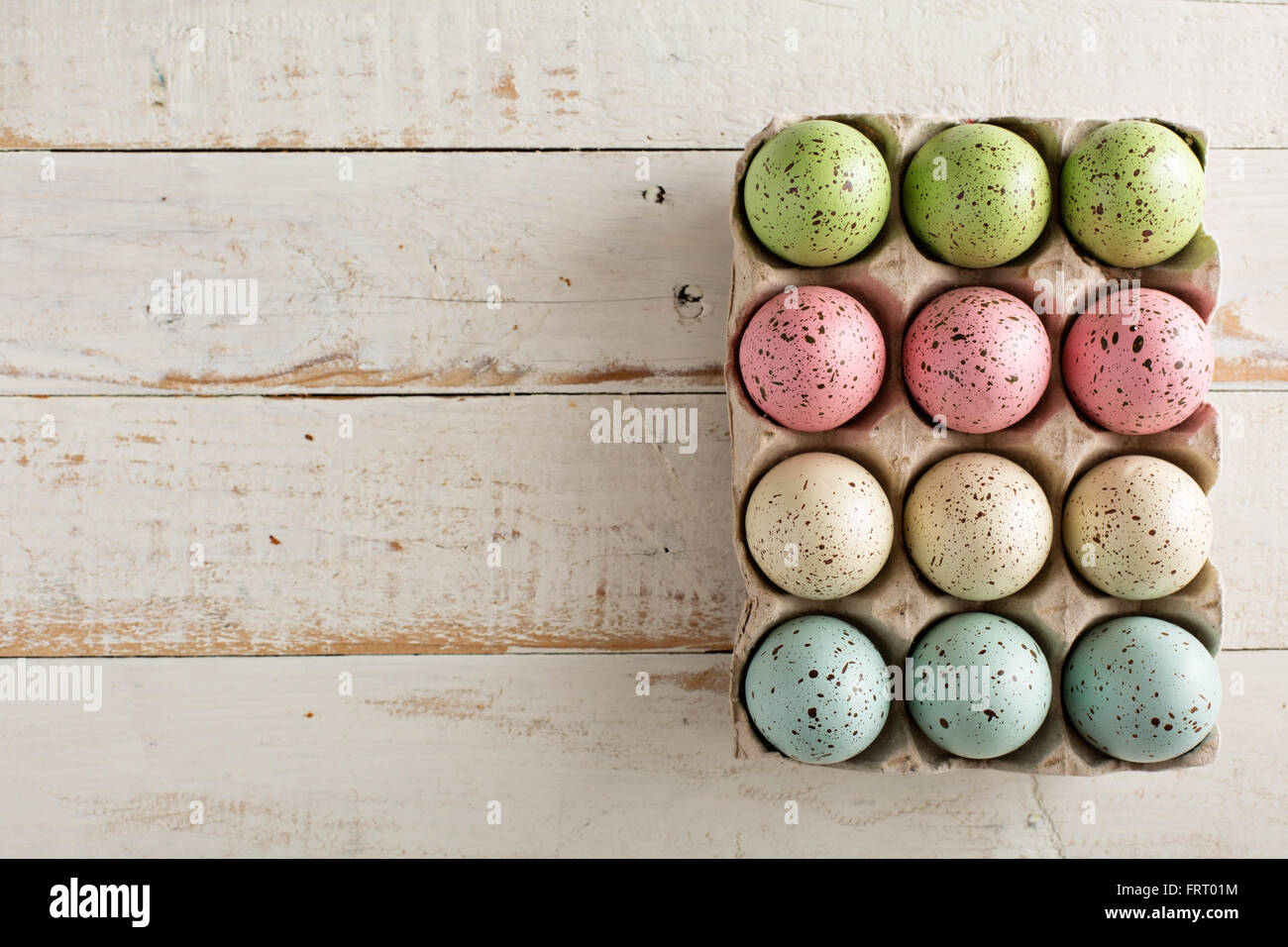 Speckled pastel easter eggs hi-res stock photography and images - Alamy