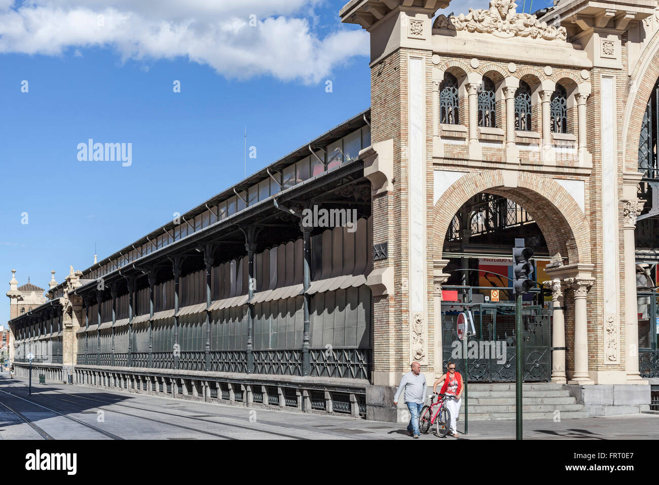 Mercado market hi-res stock photography and images - Alamy