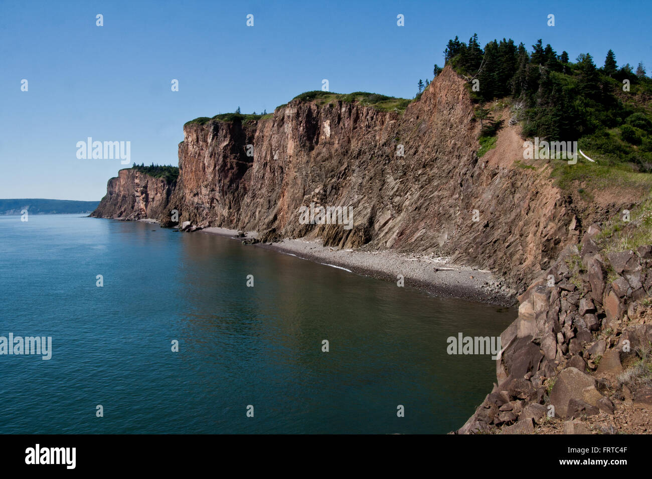 Cliffs along the shore of the Bay of Fundy - Cape d'Or, Nova Scotia Stock Photo - Alamy
