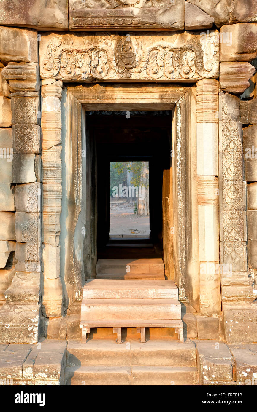 Entrance pavilion hi-res stock photography and images - Alamy