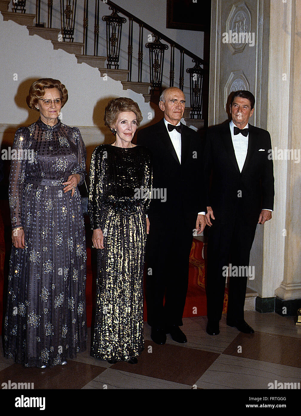U s president with his wife nancy reagan hi-res stock photography and ...
