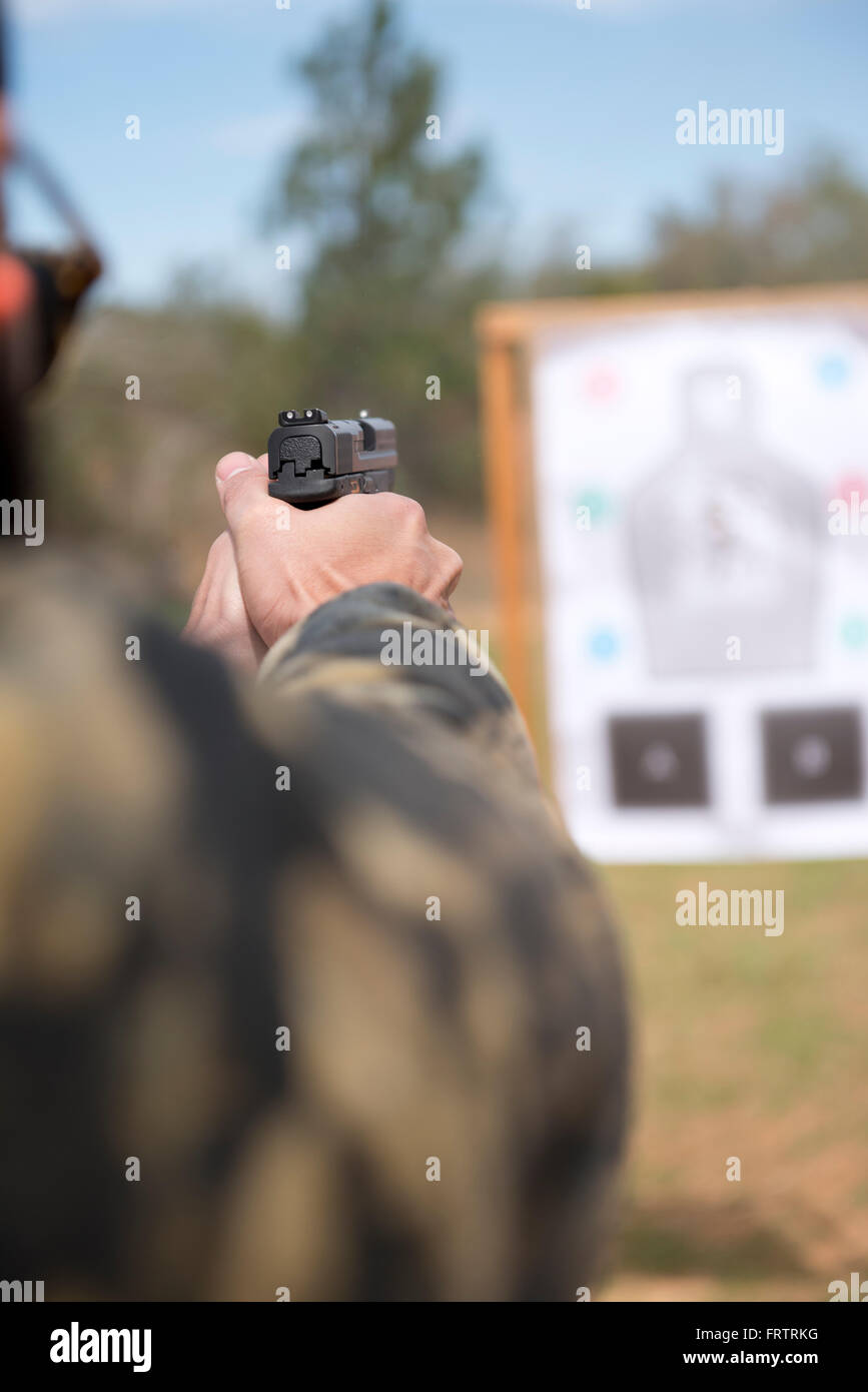 Firearm range hi-res stock photography and images - Alamy