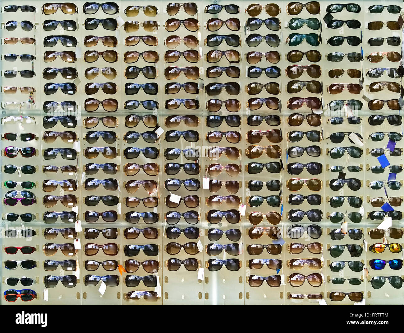 Collection of sun glasses hi-res stock photography and images - Alamy