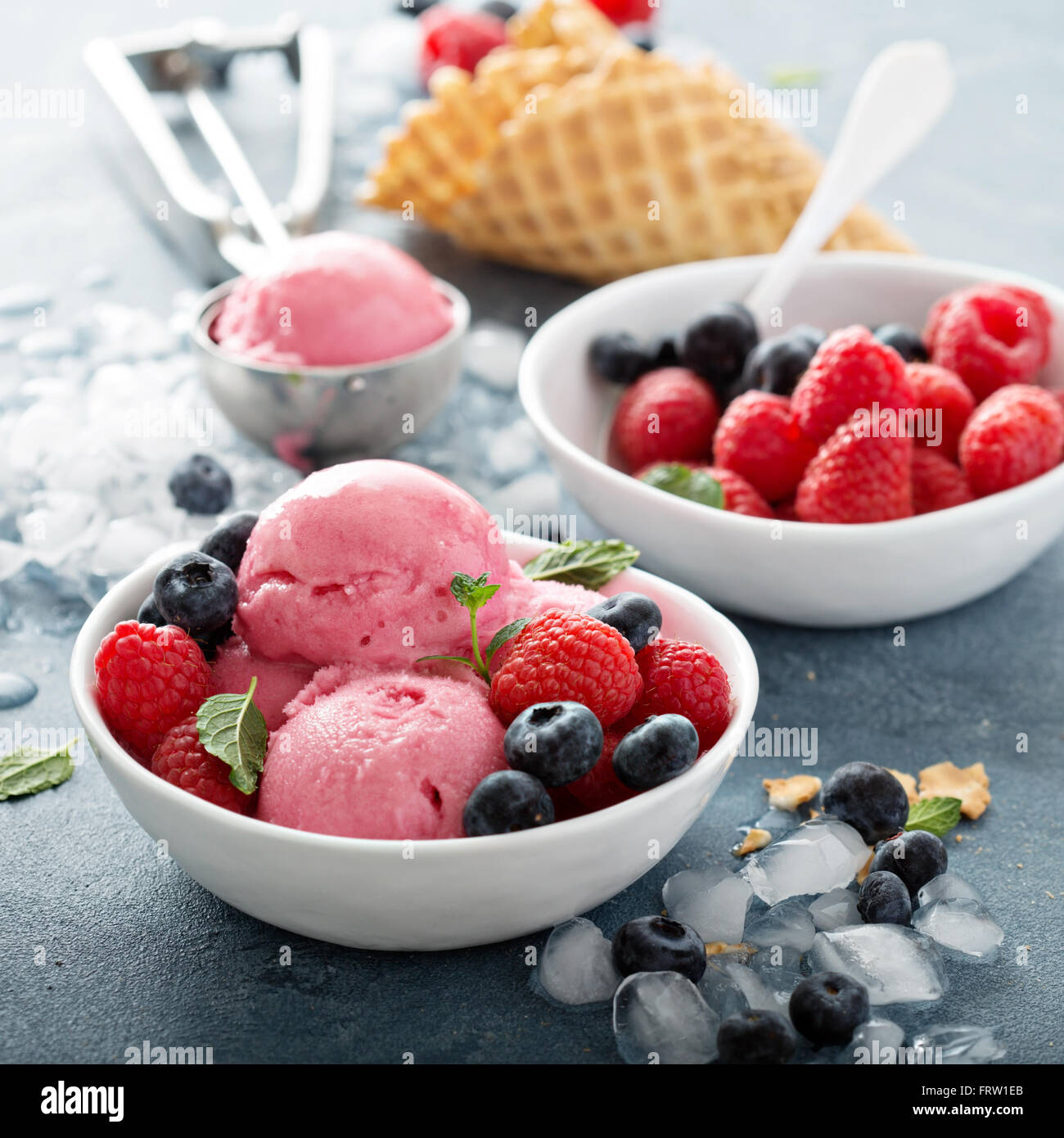 Ice cream square cone hi-res stock photography and images - Alamy