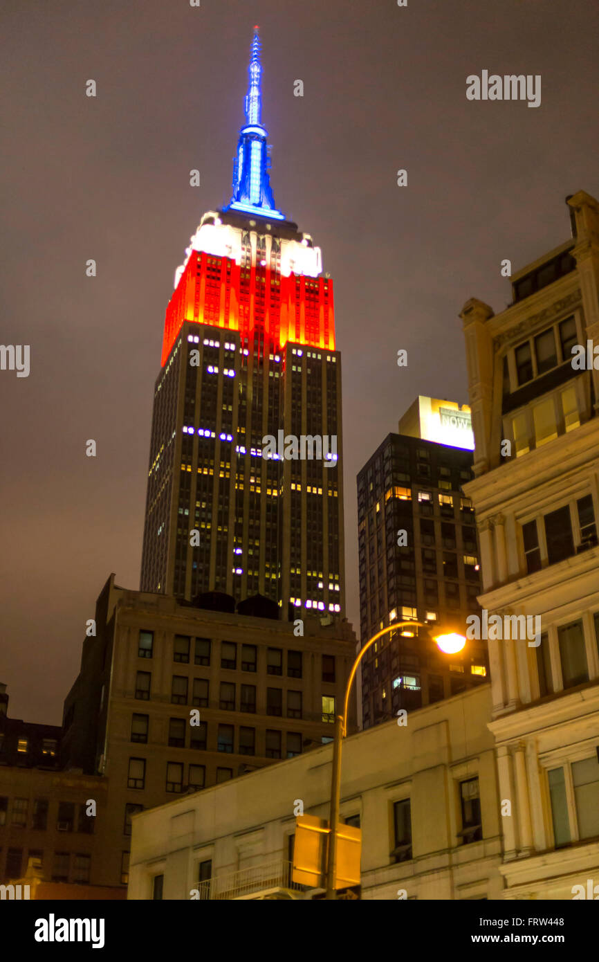 Blue red building hi-res stock photography and images - Alamy