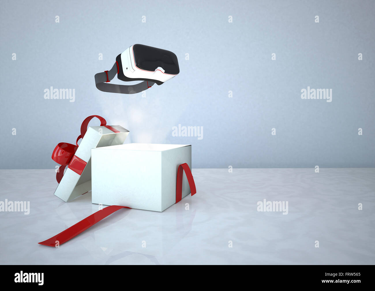 Opened gift box hi-res stock photography and images - Alamy