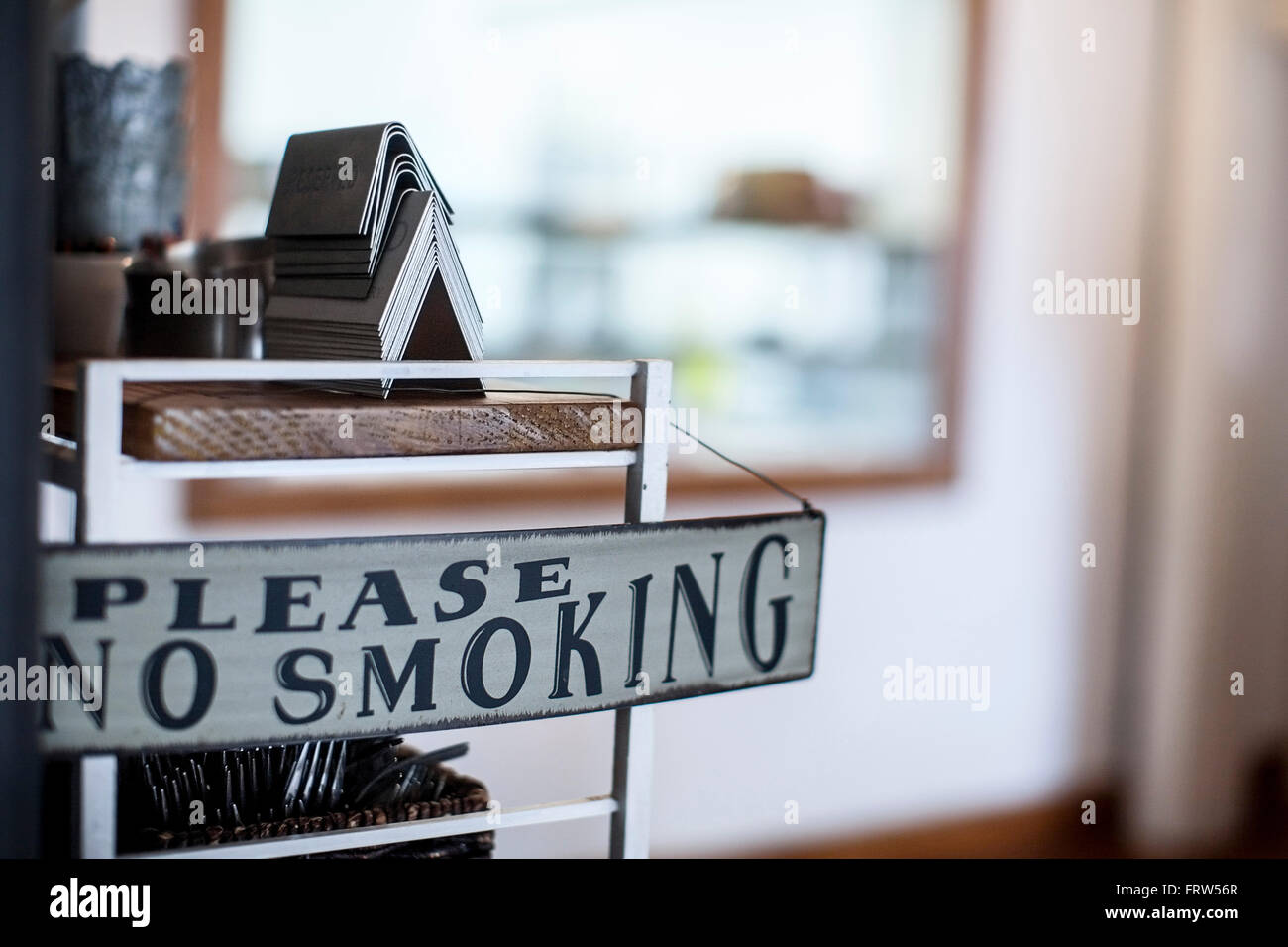 No smoking sign in restaurant Stock Photo - Alamy