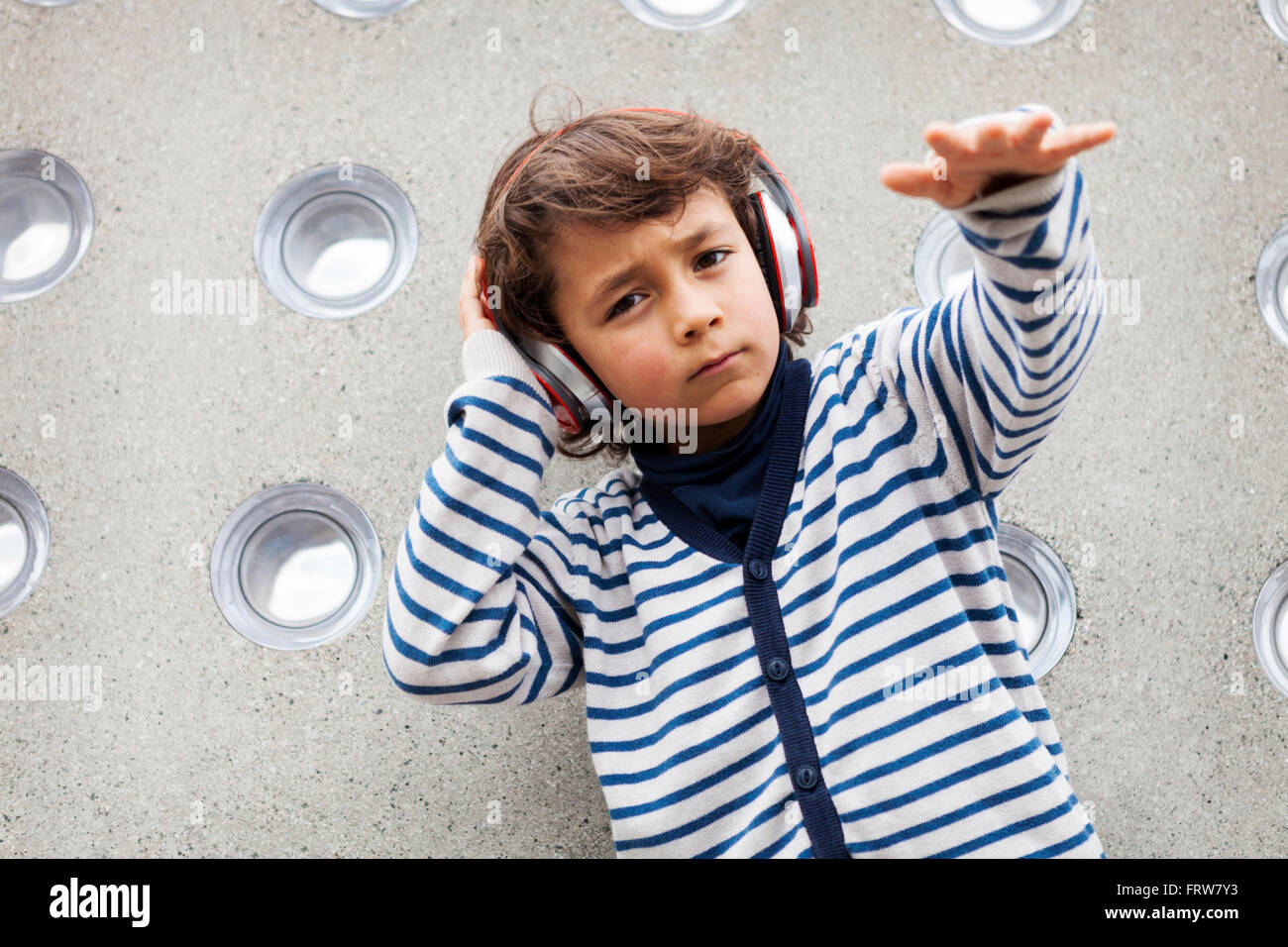 Boy 6 7 attitude hi-res stock photography and images - Alamy