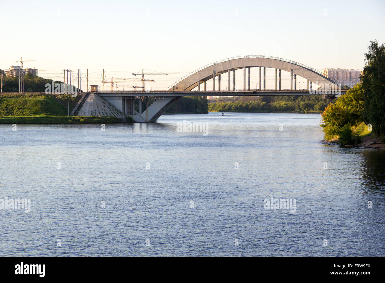 River in forest railway bridge hi-res stock photography and images - Alamy
