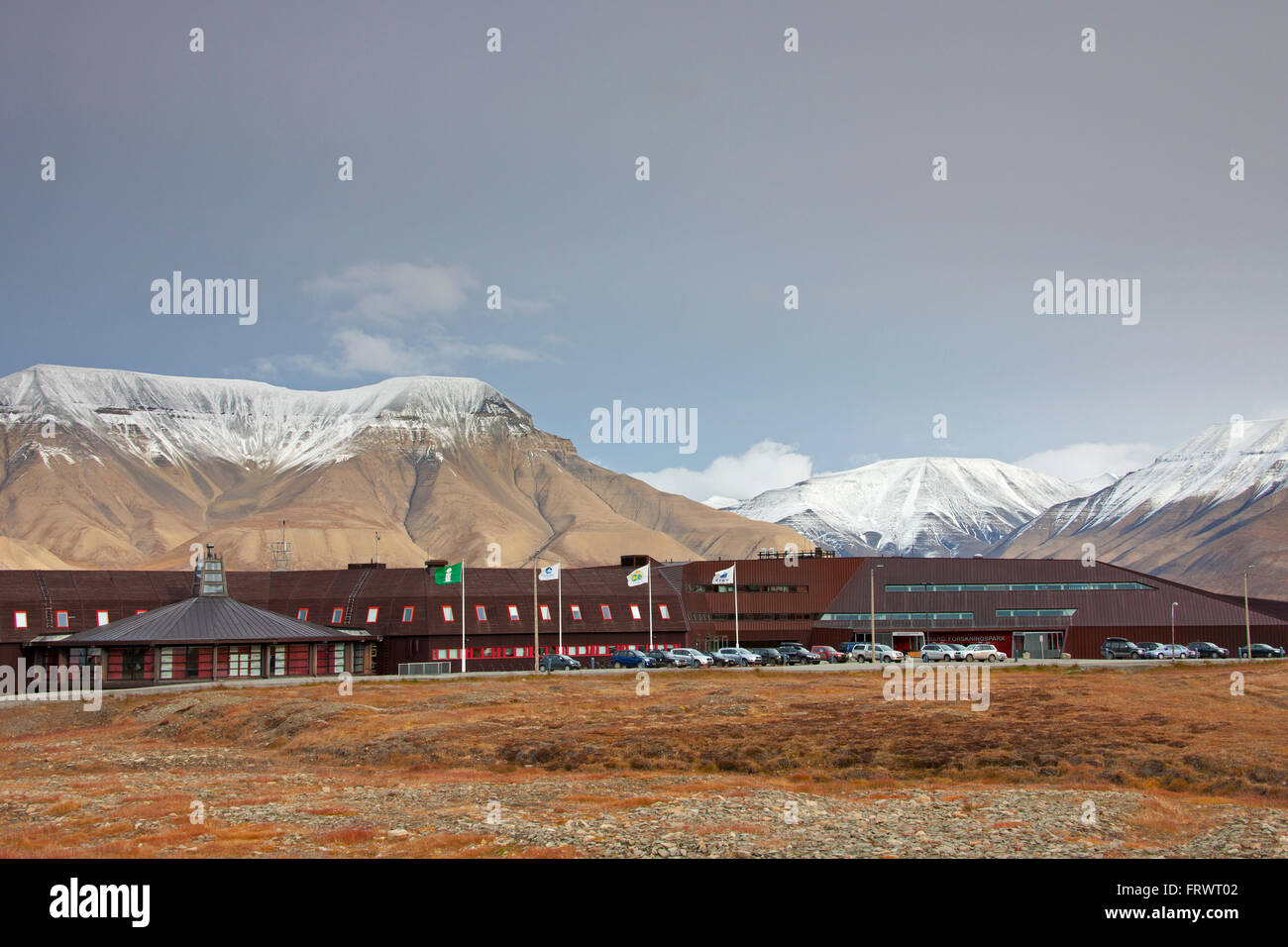 Research station of the Norsk Polarinstitutt / Norwegian Polar ...