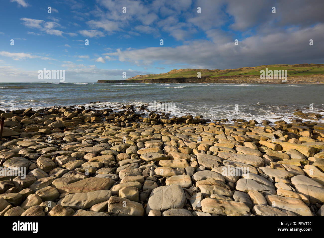 Kimmeridge Bay; Dorset; UK Stock Photo - Alamy