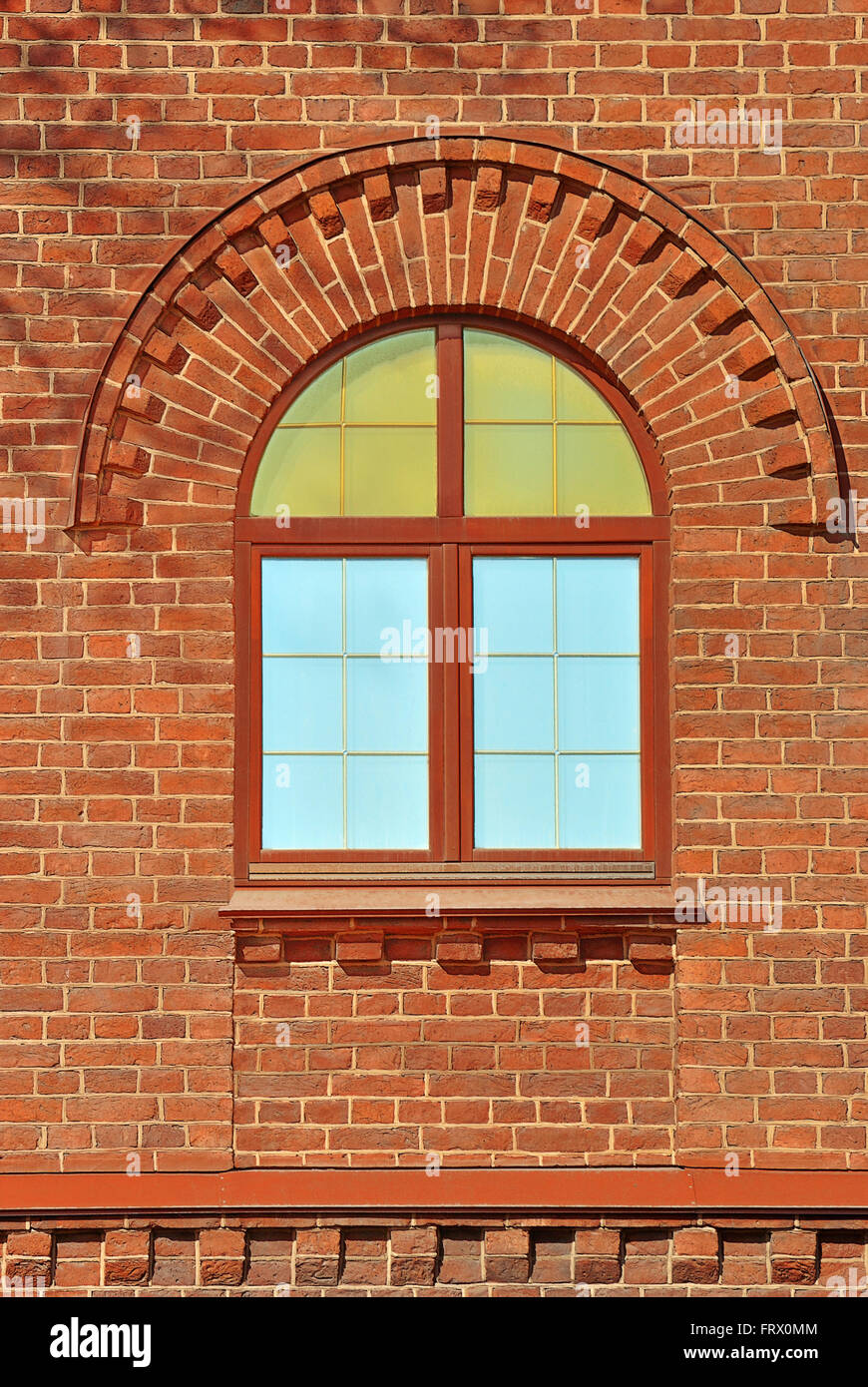 Brick Arch Window Stock Photos & Brick Arch Window Stock Images - Alamy