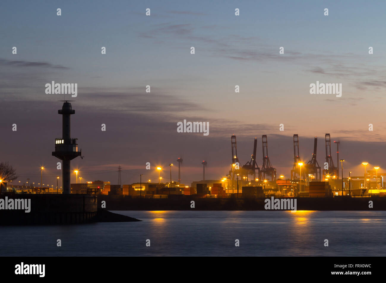 Cargo terminal hi-res stock photography and images - Alamy