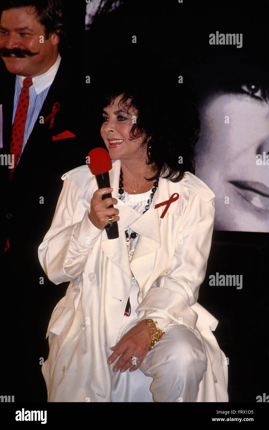 Washington, DC., USA, 1992 Elizabeth Taylor in DC Credit: Mark ...