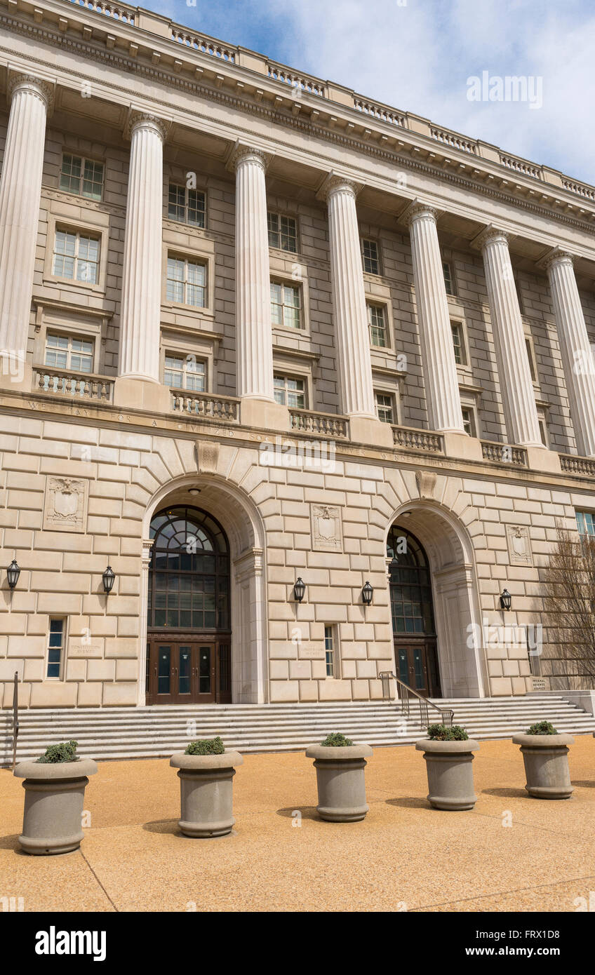 WASHINGTON, DC, USA - IRS building. Internal Revenue Service Stock ...