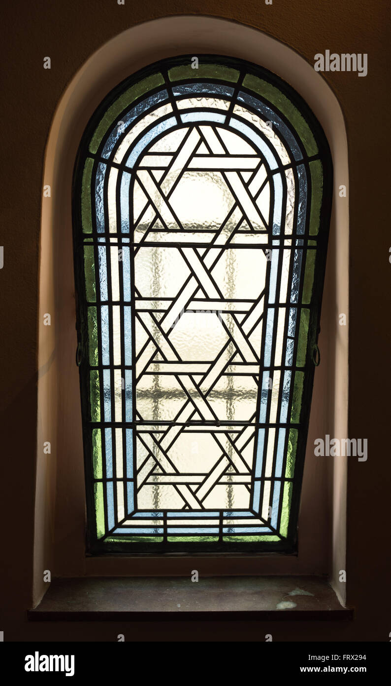 Synagogue window hi-res stock photography and images - Alamy