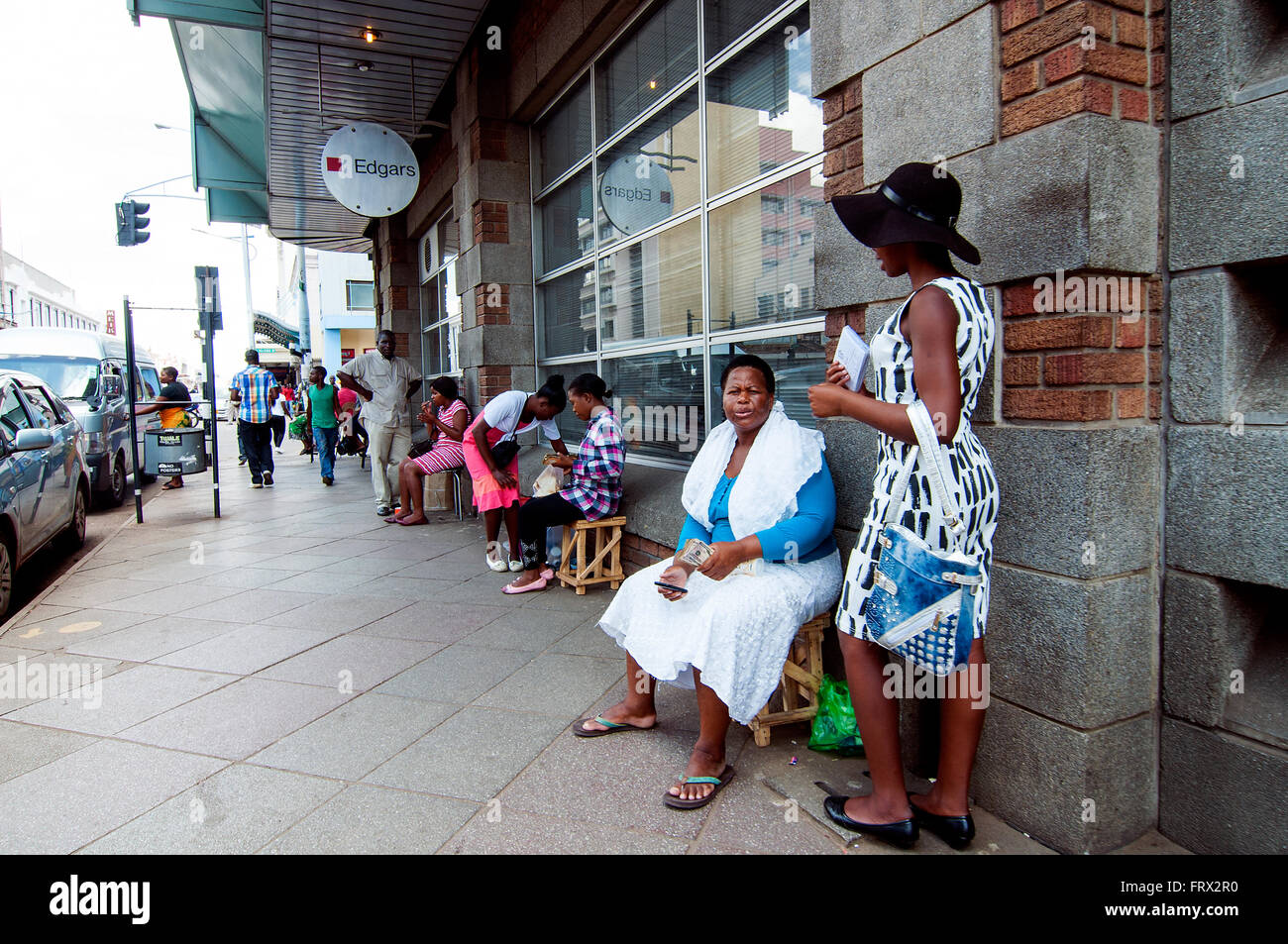 Street scene cbd harare zimbabwe hi-res stock photography and images ...