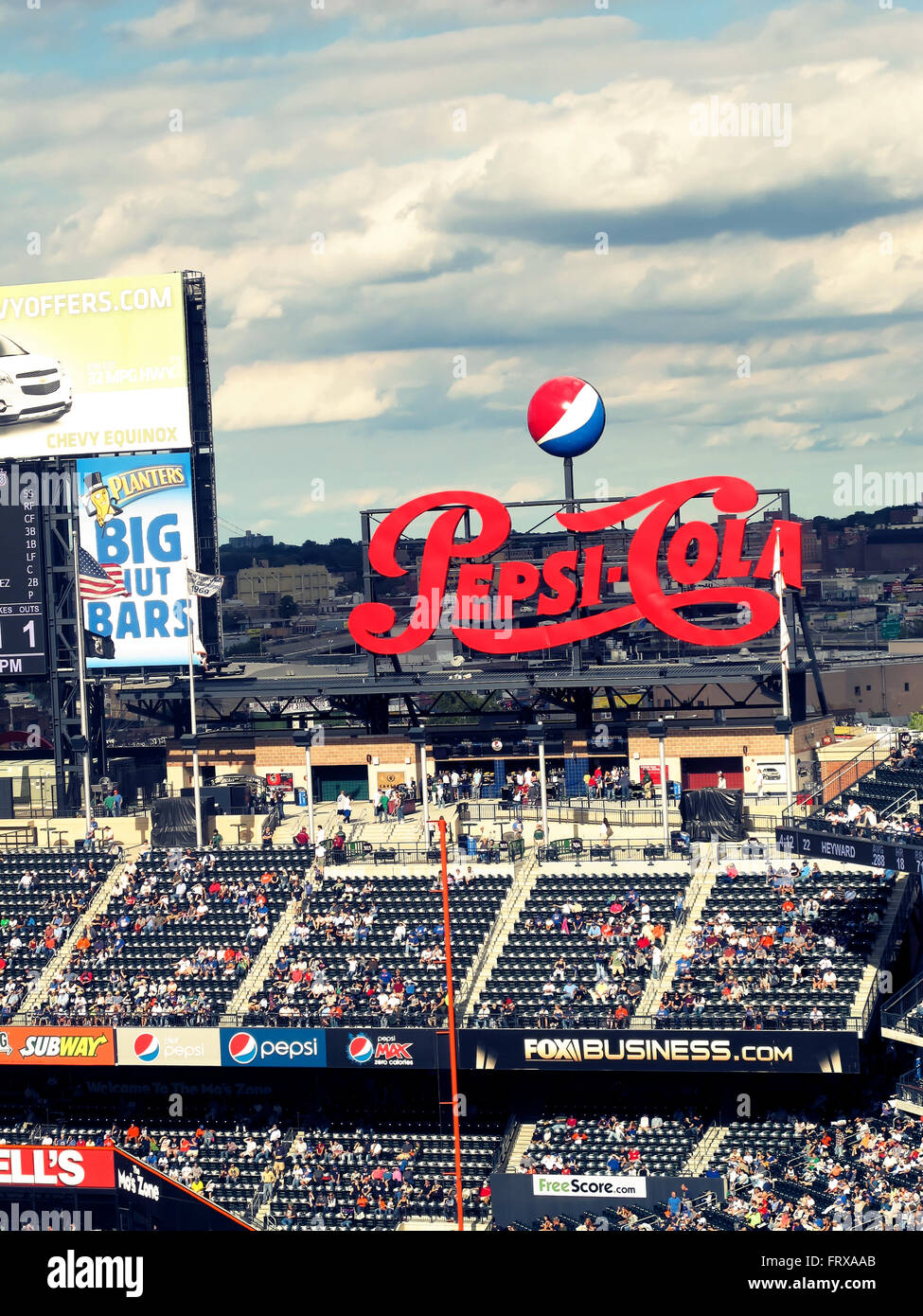 Pepsi vintage ad hi-res stock photography and images - Alamy