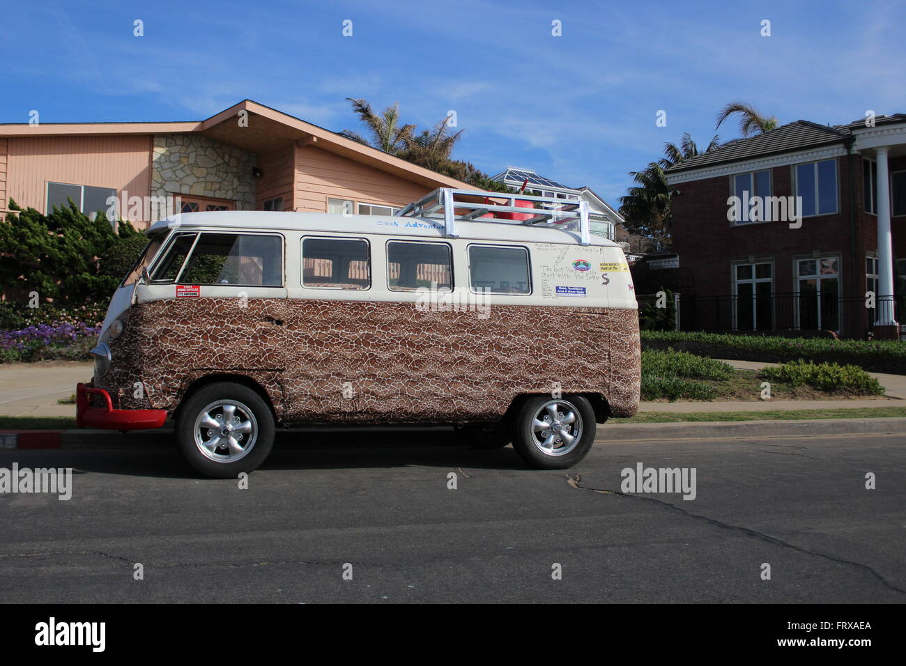 Kombi van beach hi-res stock photography and images - Alamy