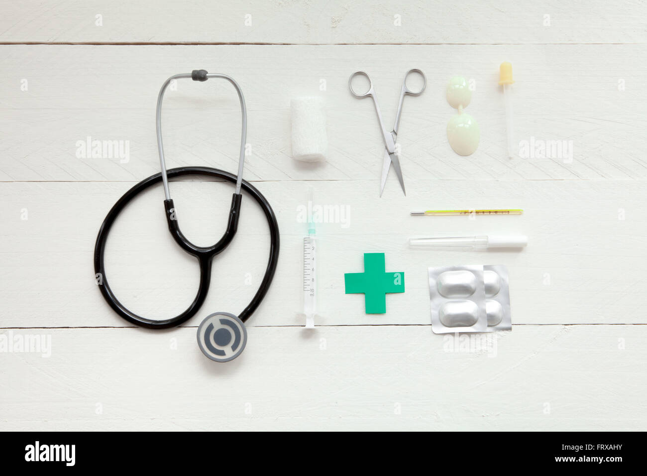 Retro medical instruments Stock Photo - Alamy