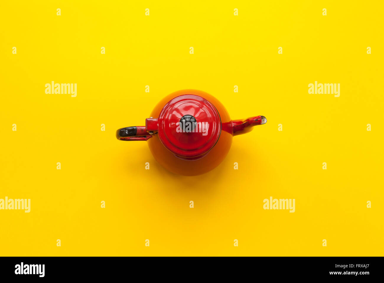 Red pottery teapot hi-res stock photography and images - Alamy