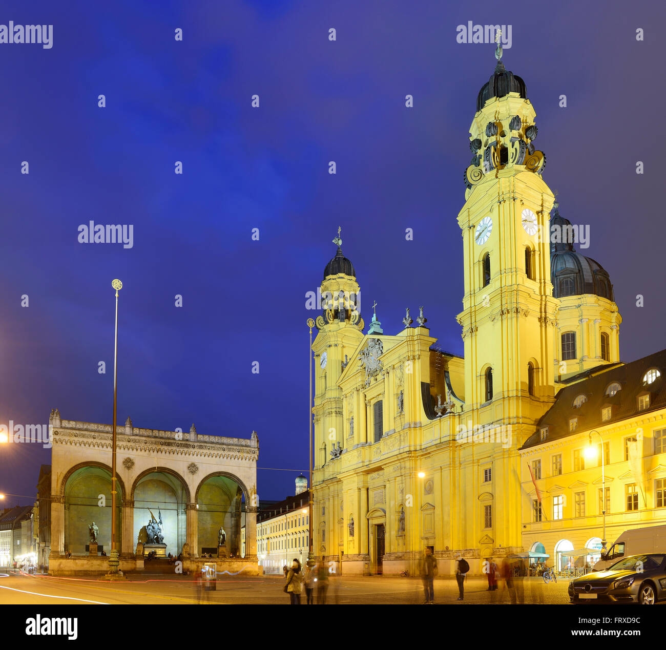 Illuminated Feldherrnhalle and Theatine Church, Odeonsplatz, Munich ...