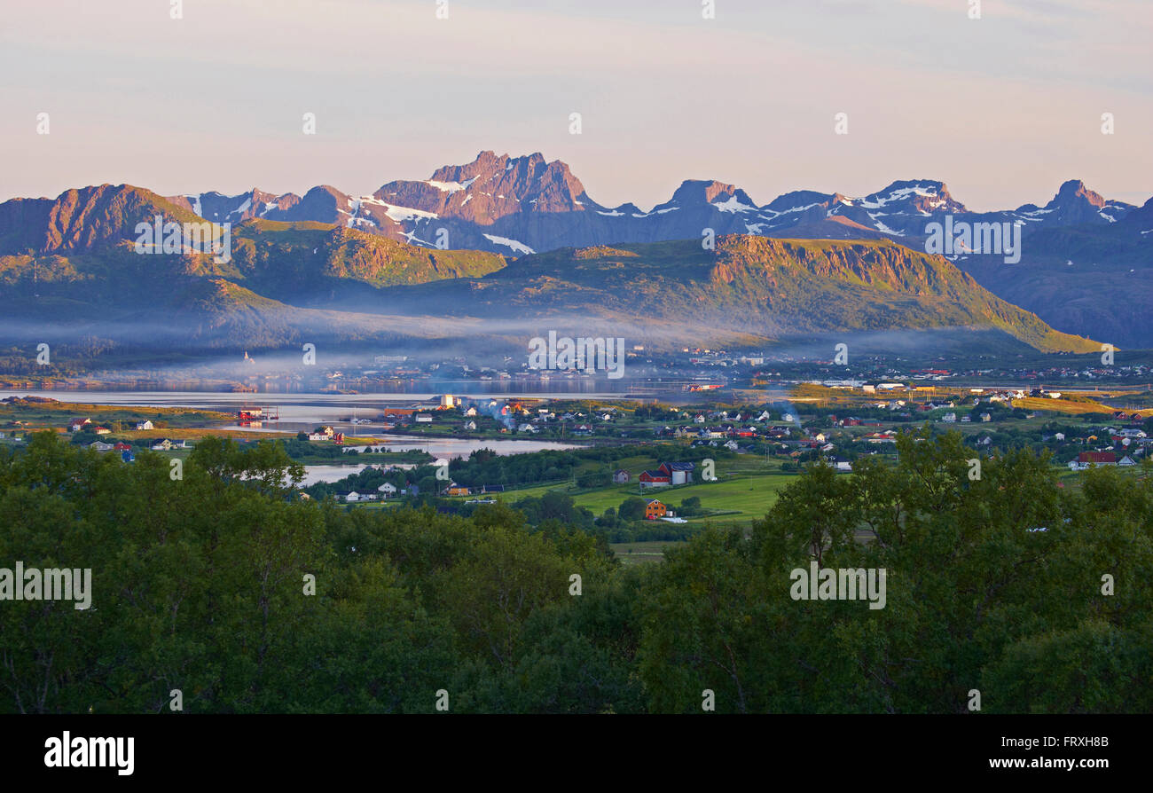 View of the Buksnesfjord, Leknes, Gravdal, Isle of Vestvagoy, Lofoten ...