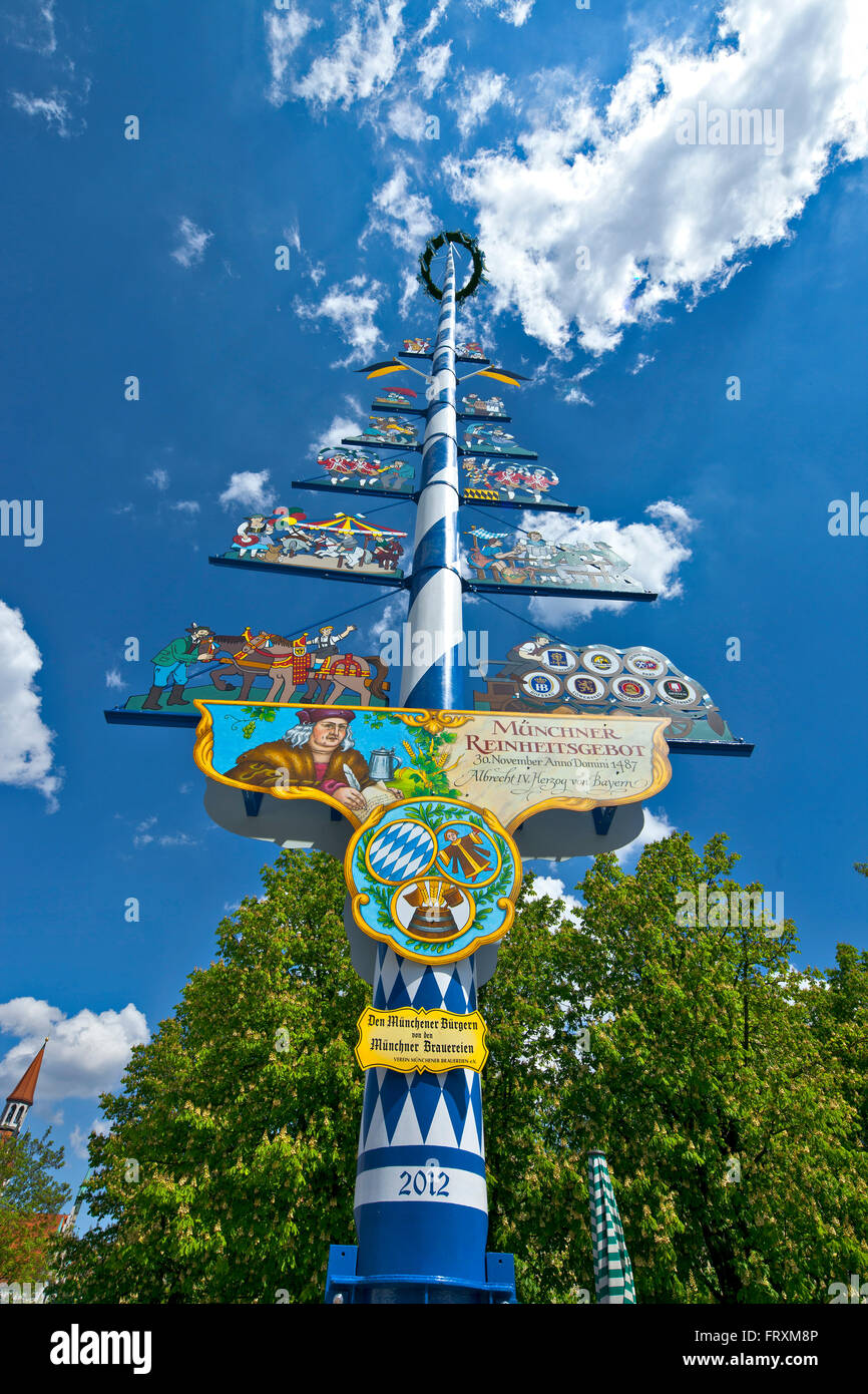 Maypole on Viktualienmarkt, Munich, Upper Bavaria, Bavaria, Germany ...