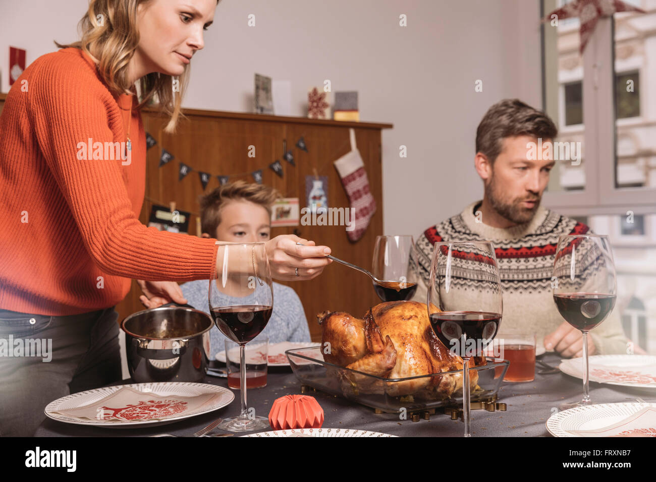 Family about to have Christmas dinner Stock Photo - Alamy Family about to have Christmas dinner Stock Photo - Alamy
