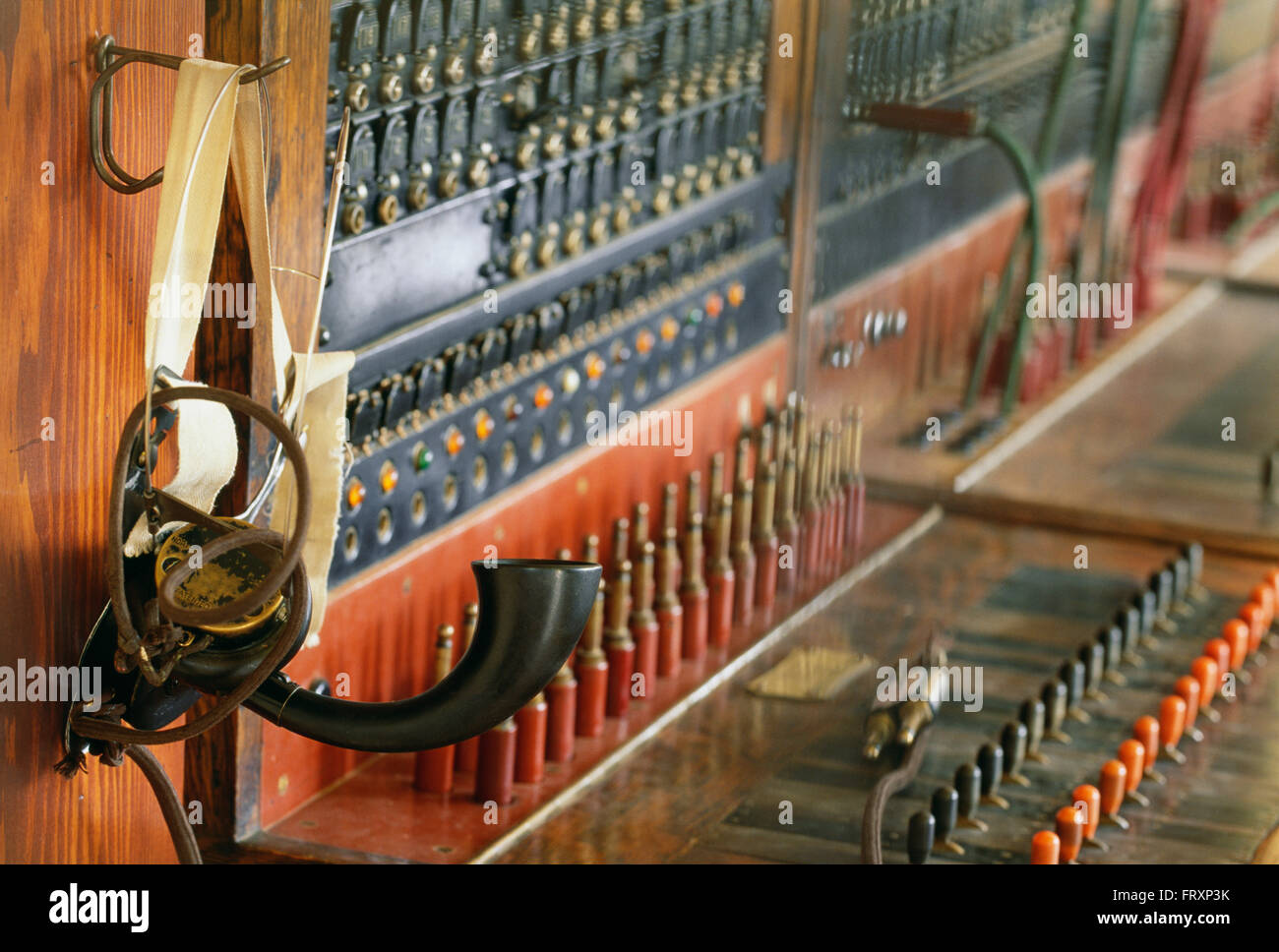 Switchboard operator vintage hi-res stock photography and images - Alamy