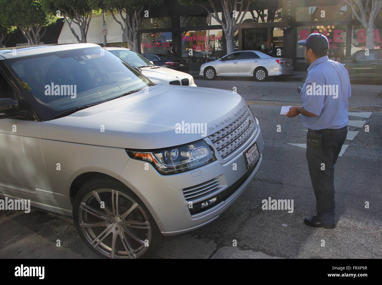 Kim Kardashian Range Rover