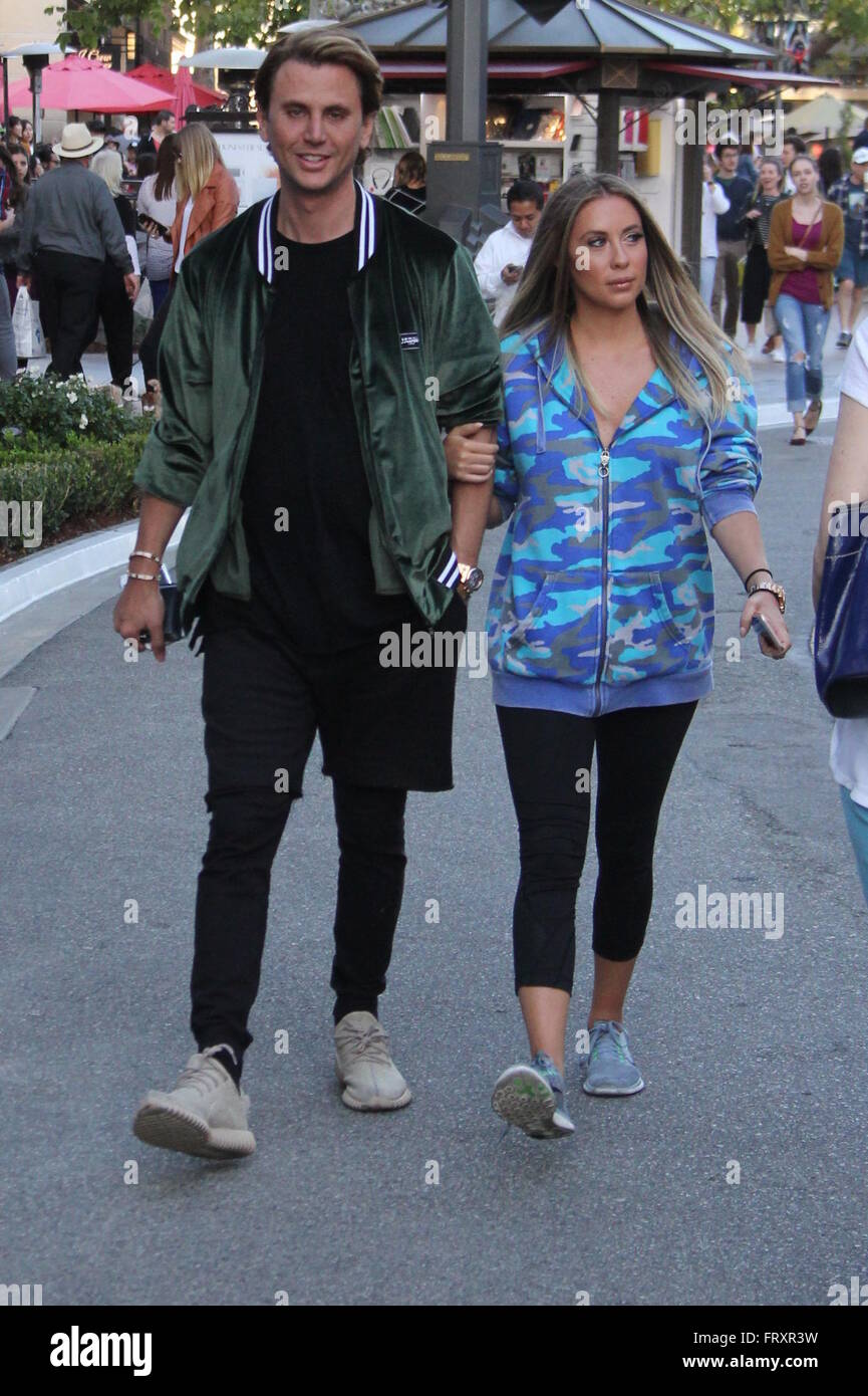 Jonathan Cheban shopping at The Grove holding hands with his girlfriend ...