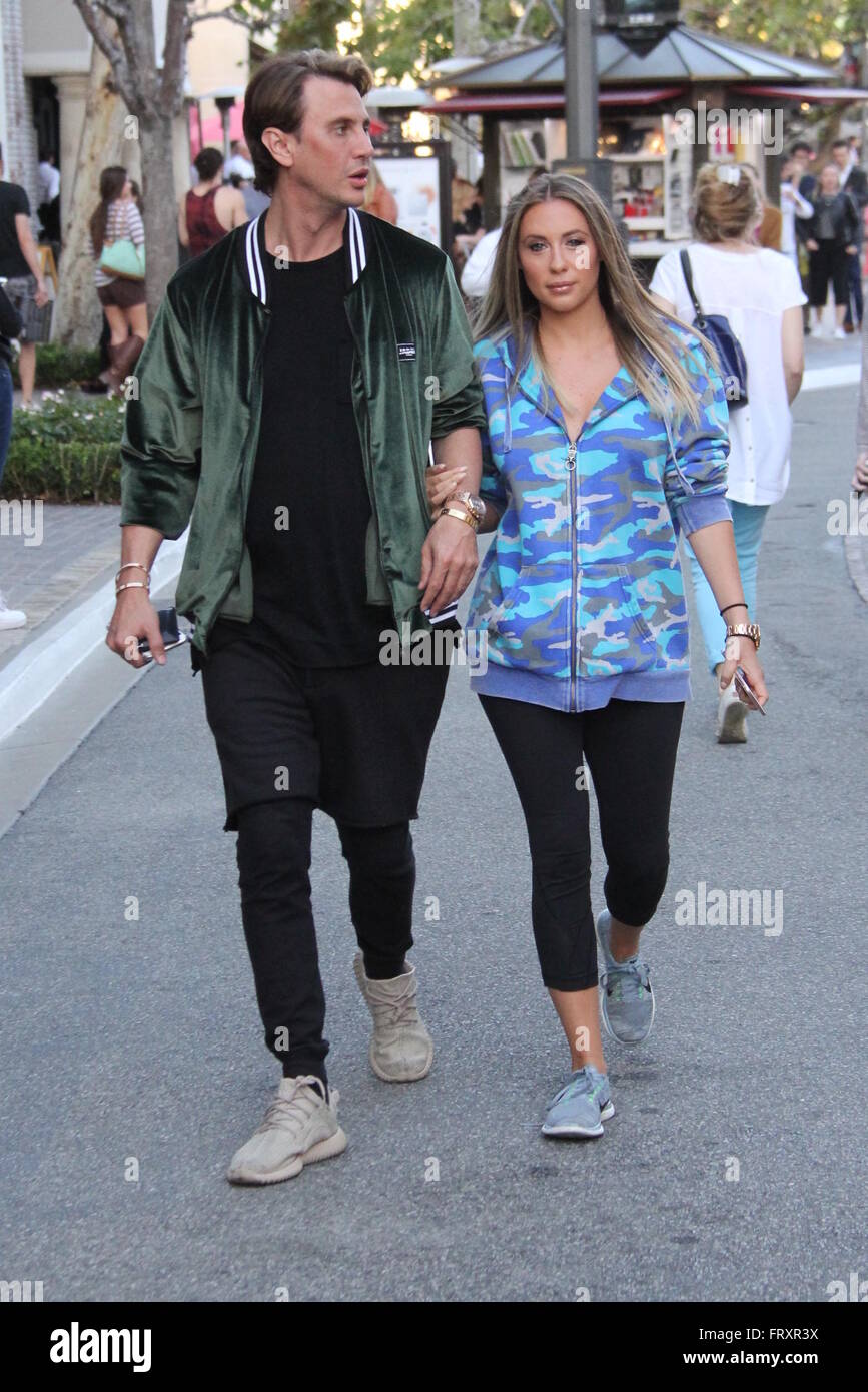 Jonathan Cheban shopping at The Grove holding hands with his girlfriend ...