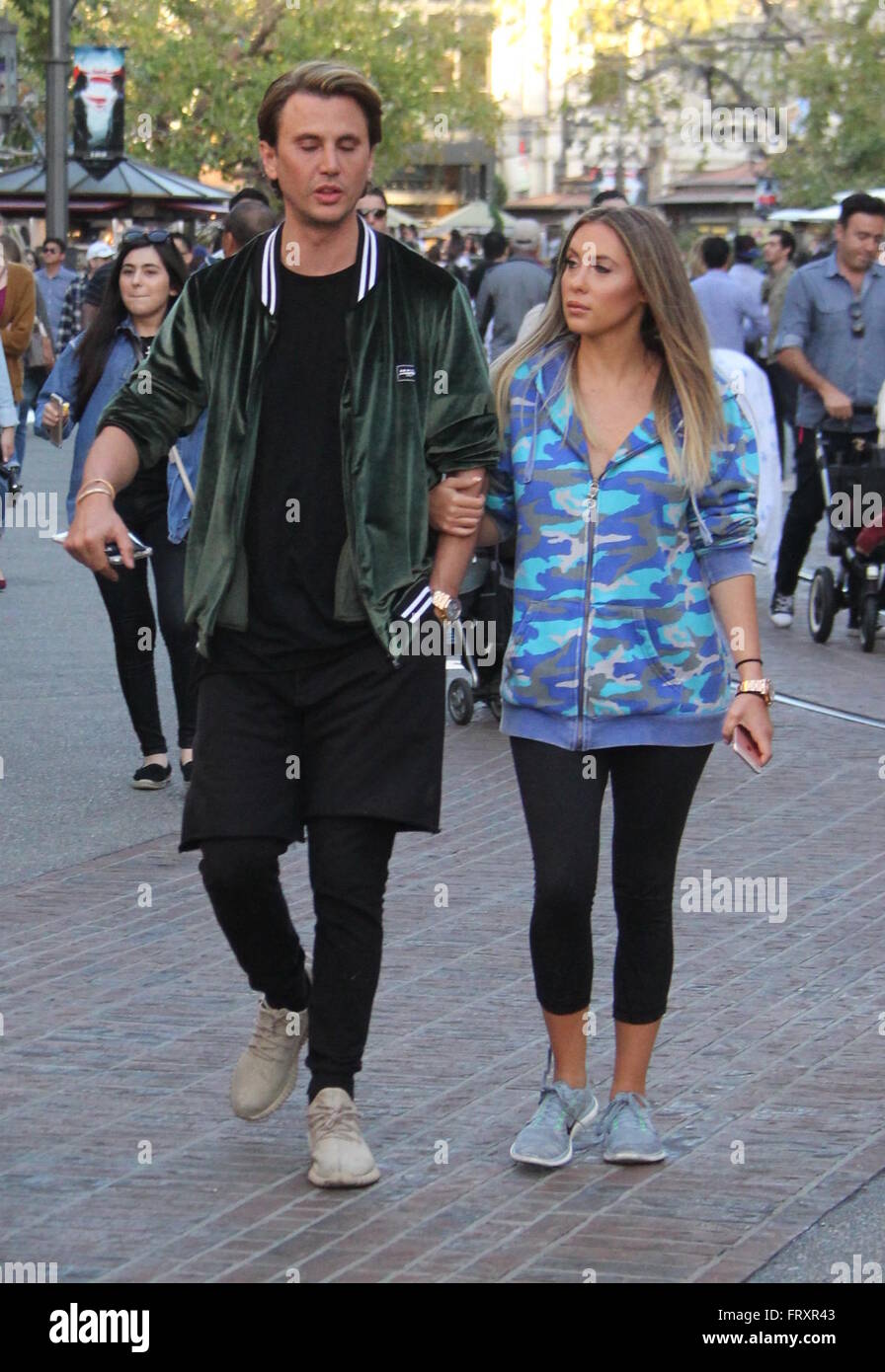 Jonathan Cheban shopping at The Grove holding hands with his girlfriend ...
